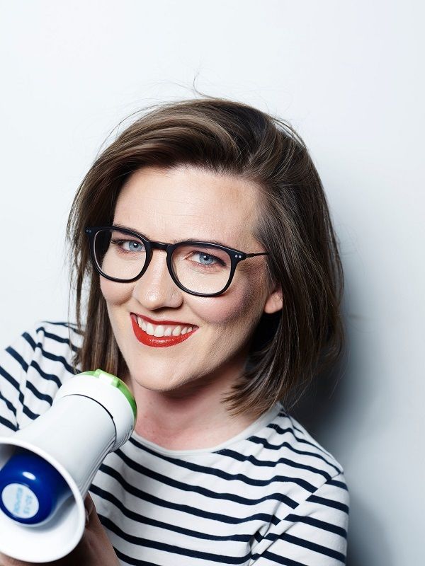 Rose Callaghan - Comedians - EntertainOz